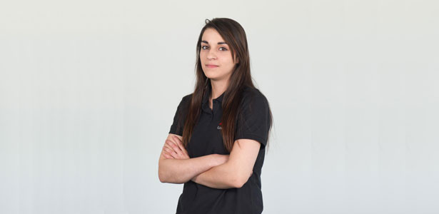 Zara Jones to become Ireland’s first qualified female Audi technician ...